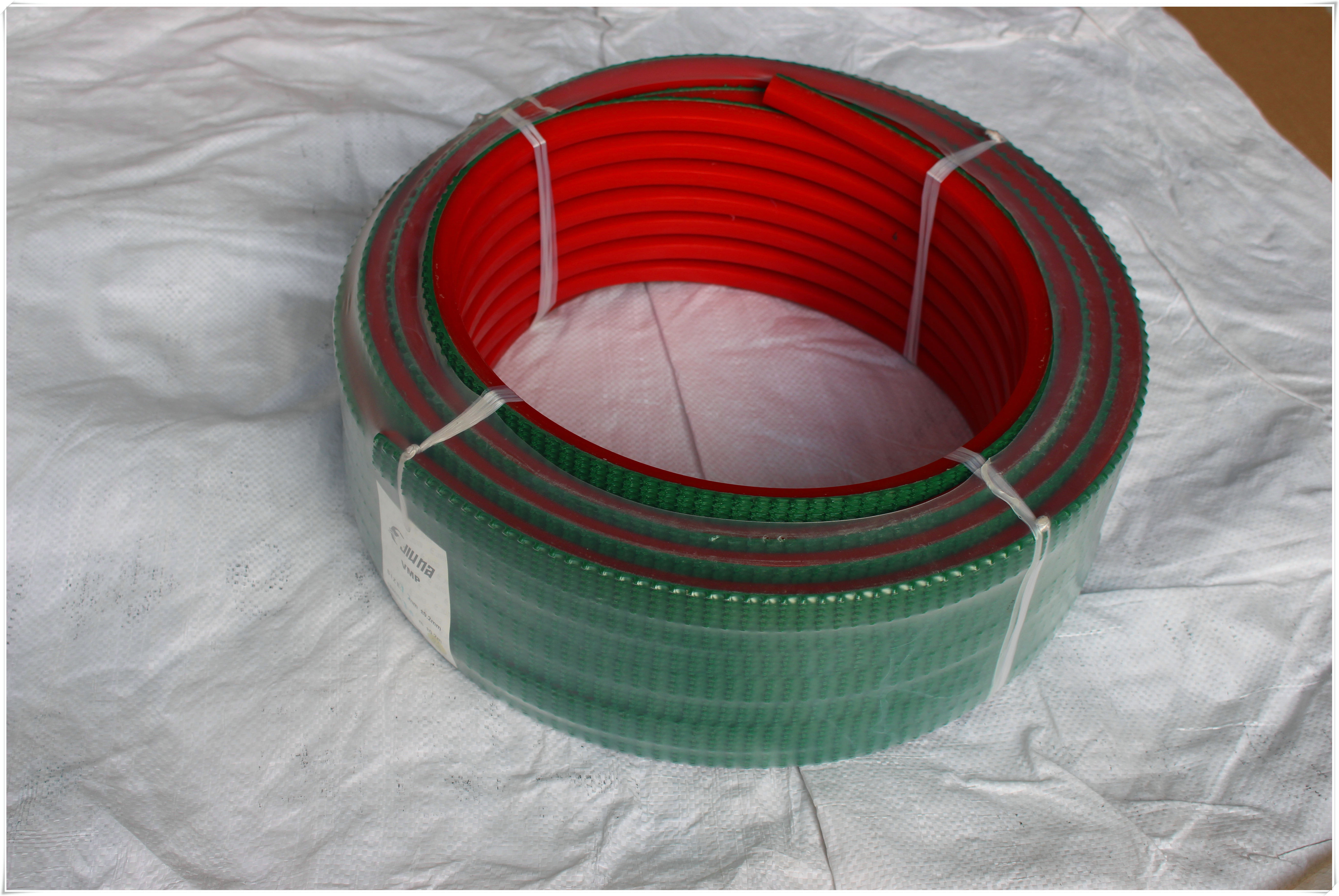 Conveyor PU V Belt With Super Grip / Transmission Polyurethane V Belt Top Green PVC