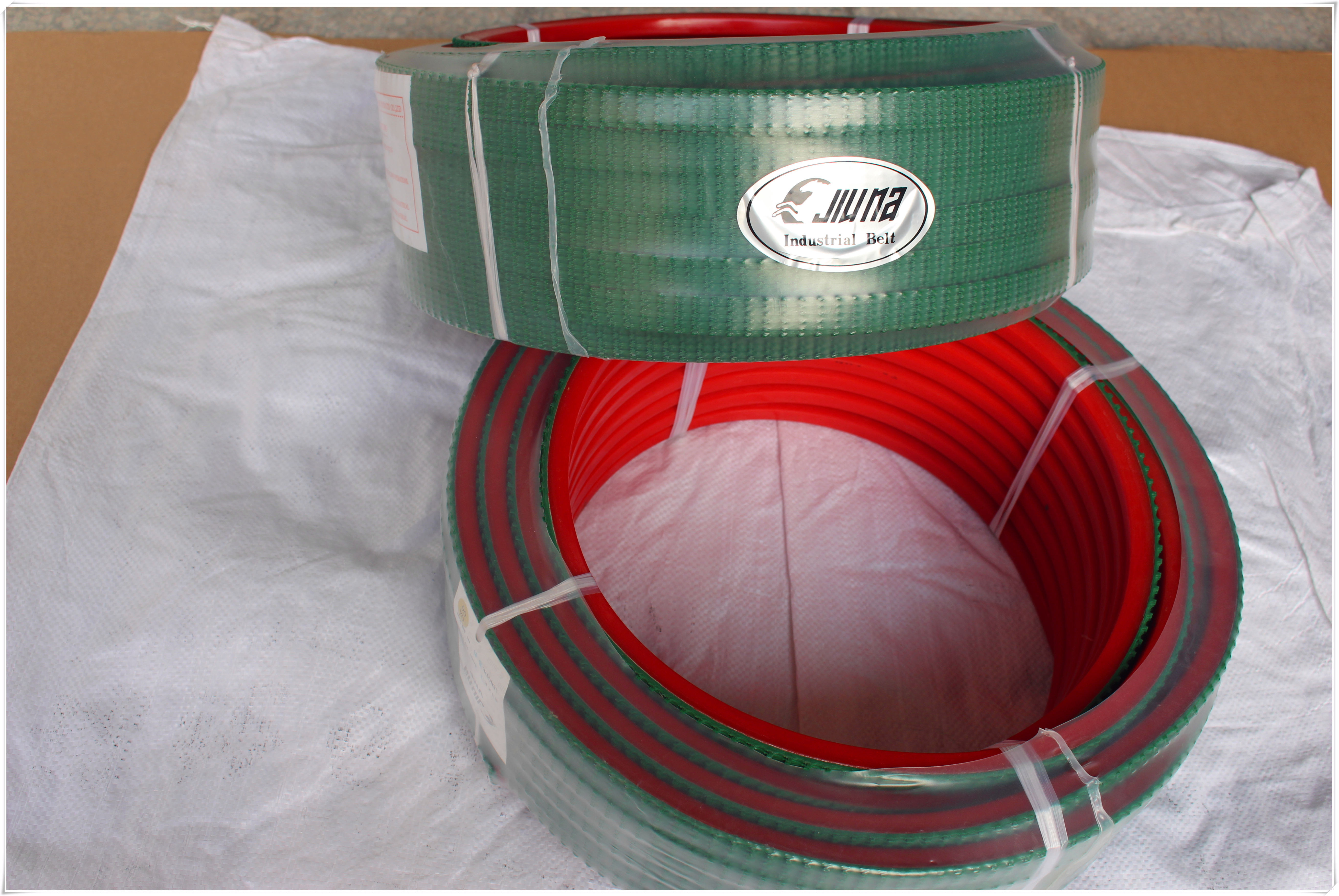 Conveyor PU V Belt With Super Grip / Transmission Polyurethane V Belt ...